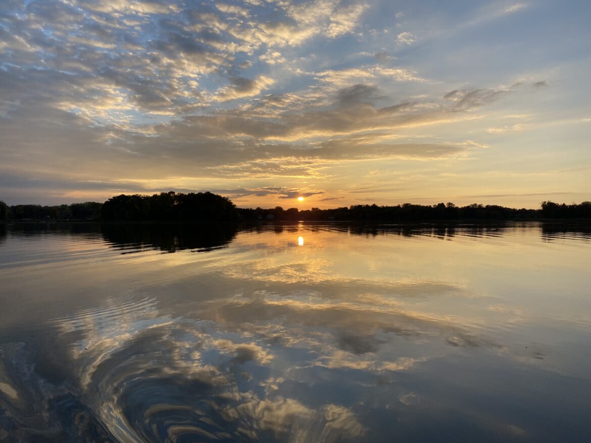 Chisago Lakes Area Boat Rental At Nordic Harbor